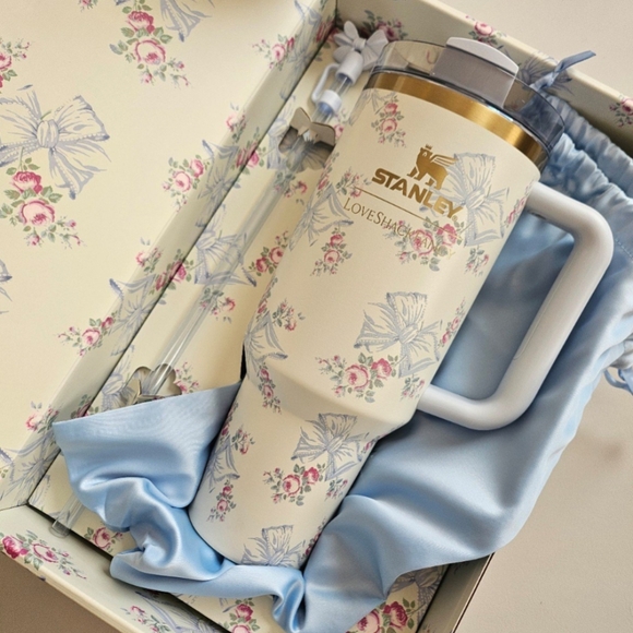 Stanley | Other | New Stanley X Loveshackfancy Rosa Beaux Blue 4 Oz ...